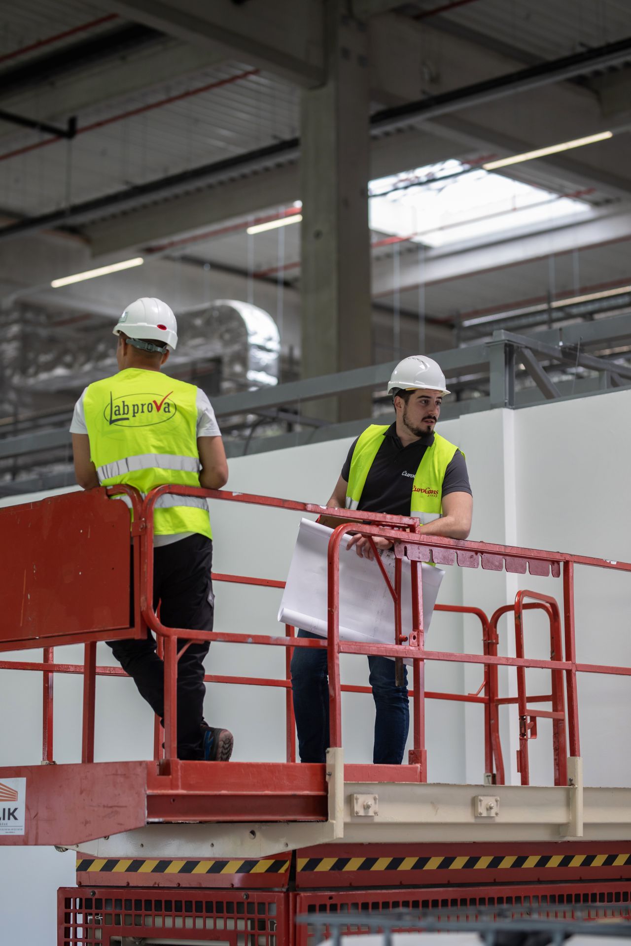 EuroCons projekt clean rooms - Nidec Elesys Corporation - Econs